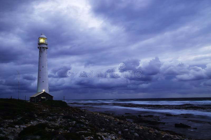 17,304 Storm Och Fyr Stock Photos - Free & Royalty-Free Stock Foton ...