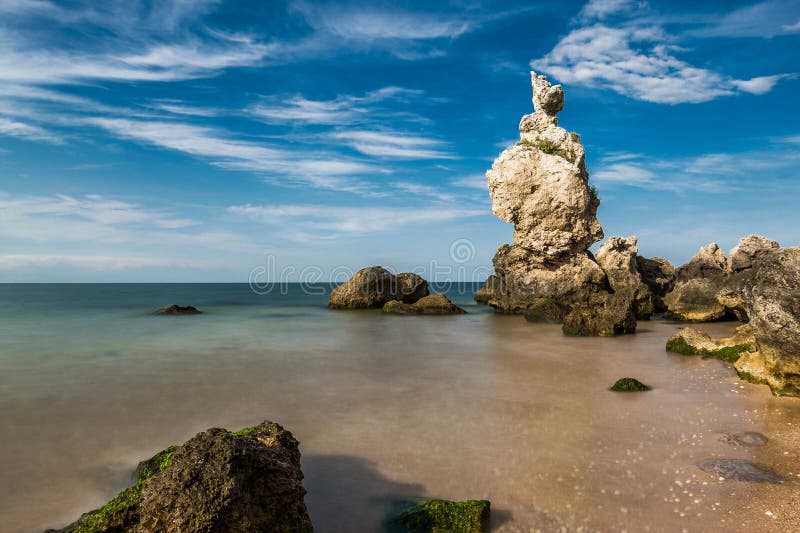 Seascape with Rocks Slow Shutter Technic in Photography on Motion Blur ...