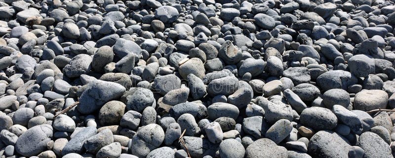 Seashore Tumpled Smooth & Round Rocks Stock Photo - Image of round ...