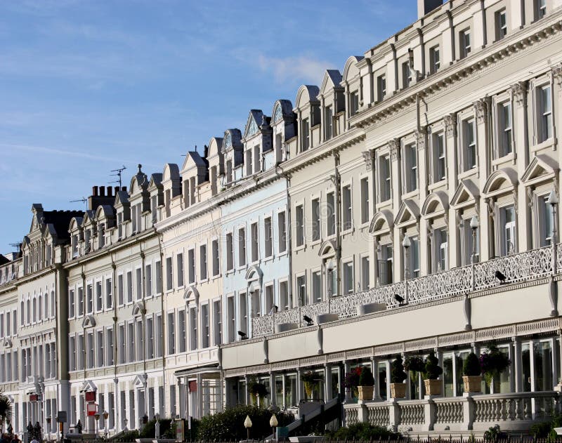 Luxury hotels editorial image. Image of holidays, emirates - 23883455