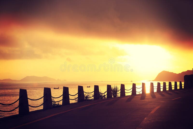 Seaside Trail in the Sunshine Stock Photo - Image of sunlight, twilight ...