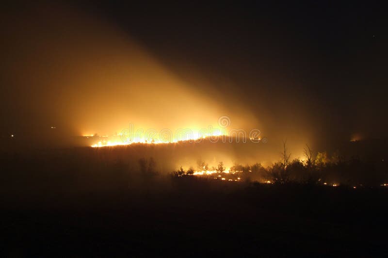 Seasonal Burning of the Prairie Stock Image - Image of inferno, sparks ...