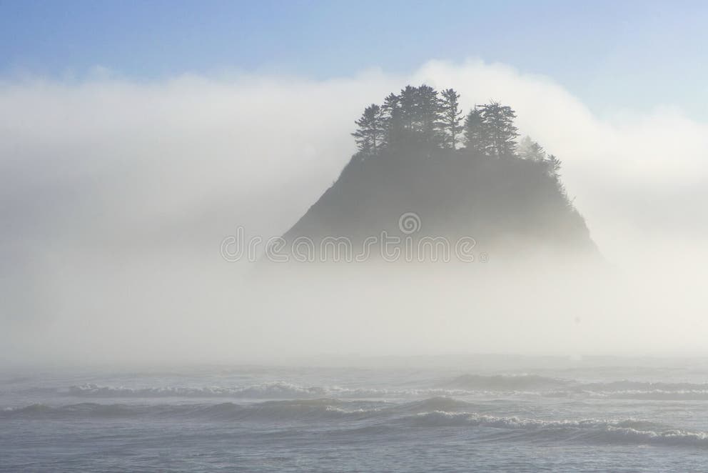 Seastacks on Wild Pacific Coast Stock Image - Image of national, sitka ...