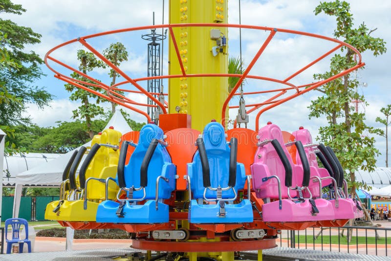 1+ Free fall tower amusement park Free Stock Photos - StockFreeImages