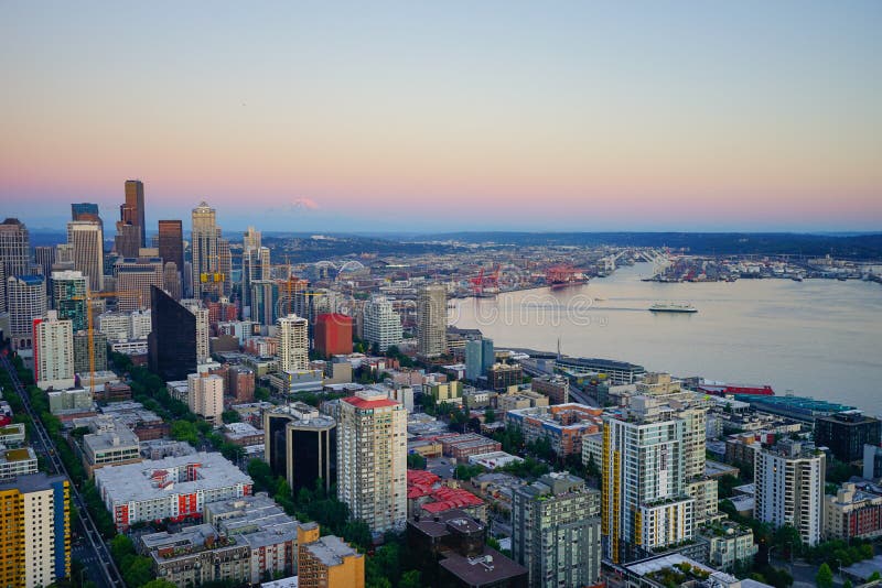 Seattle bay at night stock image. Image of area, gorgeous - 157038509