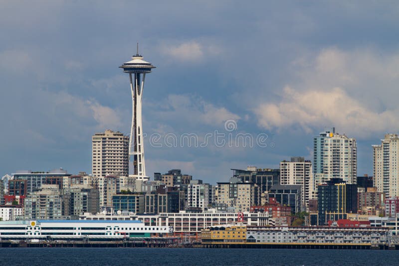 Seattle Cityline with Space Needle Editorial Stock Image - Image of ...