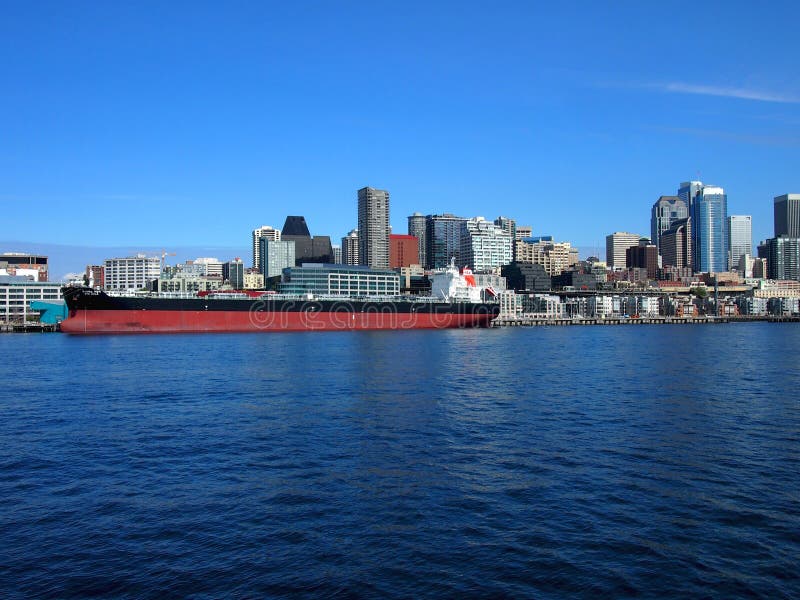 Seattle / Cityscape editorial photo. Image of developed - 85991311