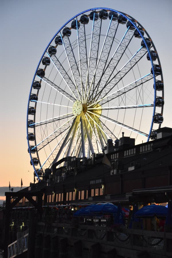 Seattle Great Wheel in Easter Editorial Photo - Image of downtown, neon ...