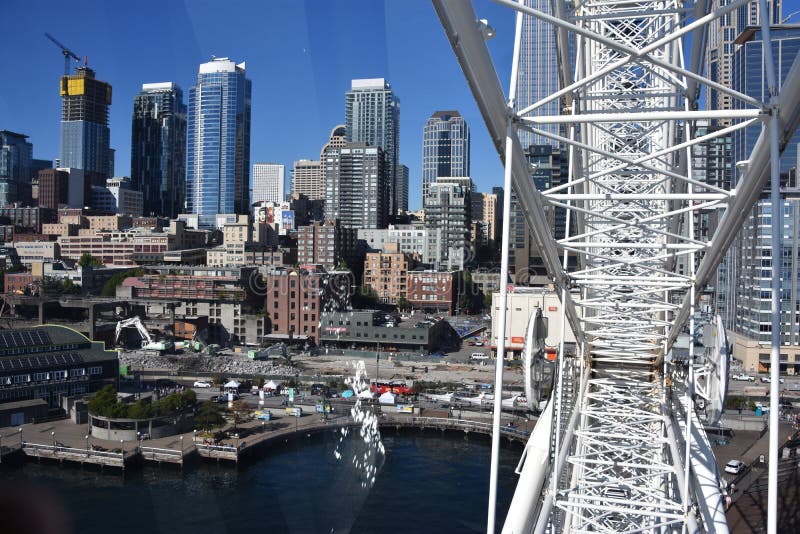 Seattle Great Wheel in Easter Editorial Photo - Image of downtown, neon ...