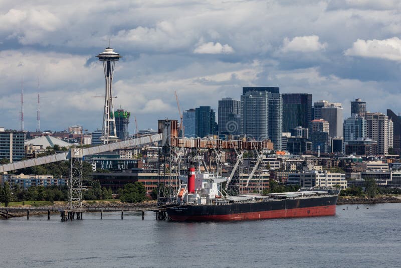 Seattle Harbor editorial stock image. Image of beautiful - 74788249
