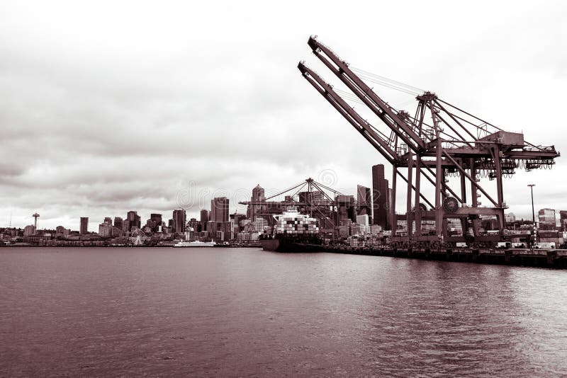 138 Seattle Container Terminal Stock Photos - Free & Royalty-Free Stock ...