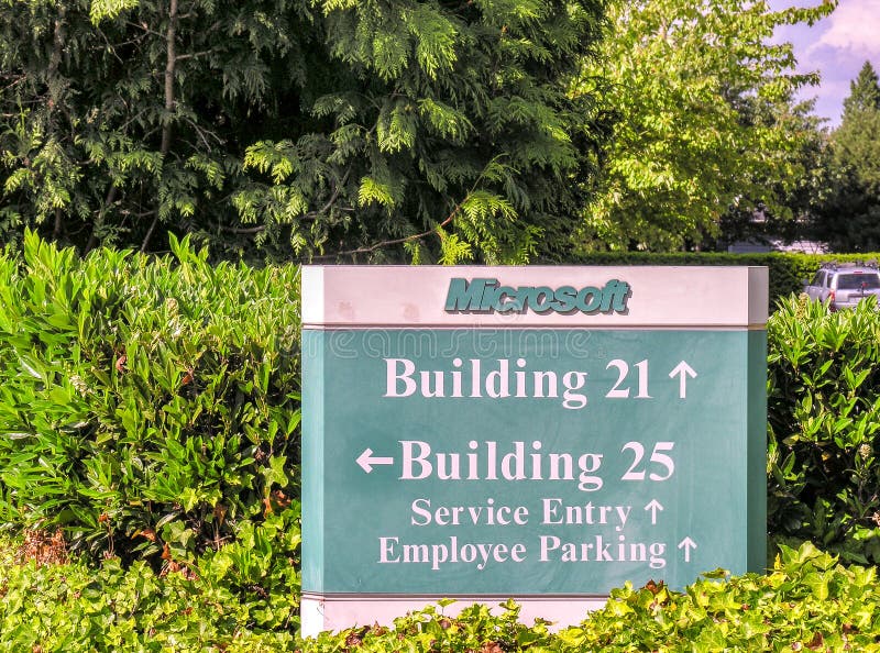 SEATTLE - JULY 23, 2006: Microsoft Headquarters Signs. Microsoft ...