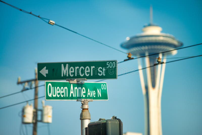 Seattle Needle Building from the Street Editorial Image - Image of ...