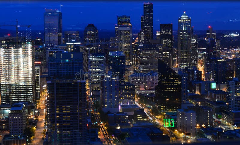 Seattle at Night editorial photo. Image of cityscape - 73069556