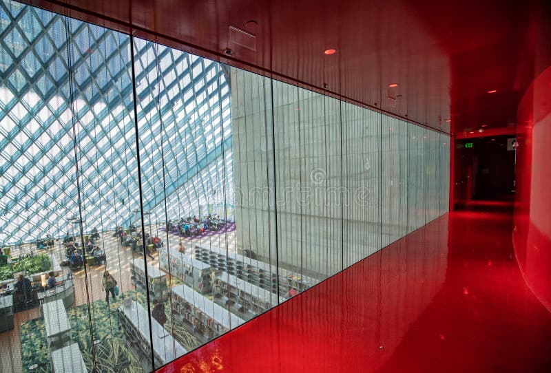 Seattle Public Library editorial stock photo. Image of public - 119058273