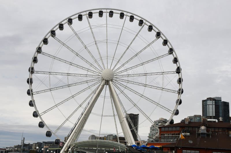 Seattle S Ferris Wheel on the Pier by the Waterfront Editorial ...