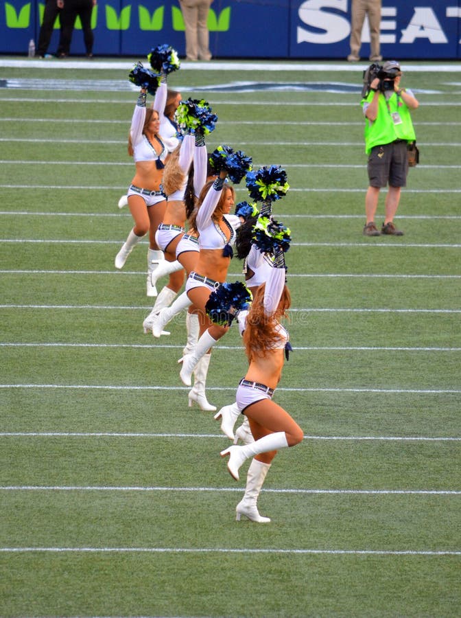 The Seattle Seahawk Cheerleaders Halftime Show Editorial Stock Photo ...