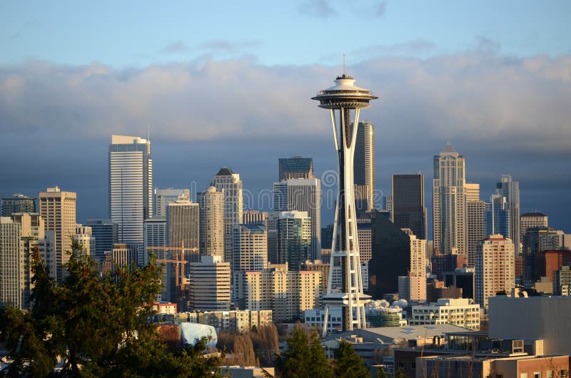 Seattle skyline editorial image. Image of large, capped - 23679170