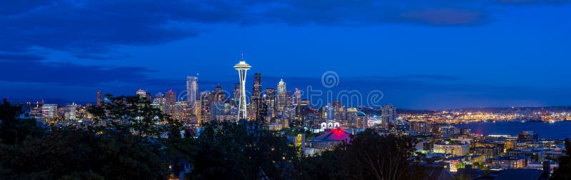 Seattle skyline panorama editorial photo. Image of city - 18774156