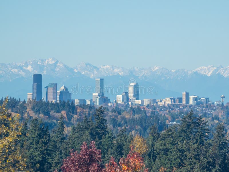 Seattle Skyline editorial photography. Image of famous - 221005257