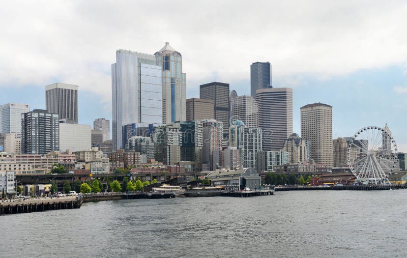 The Seattle Waterfront and Downtown Editorial Photography - Image of ...