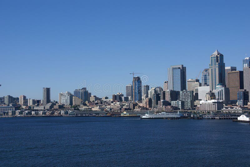 Seattle waterfront skyline stock image. Image of shoreline - 251726597