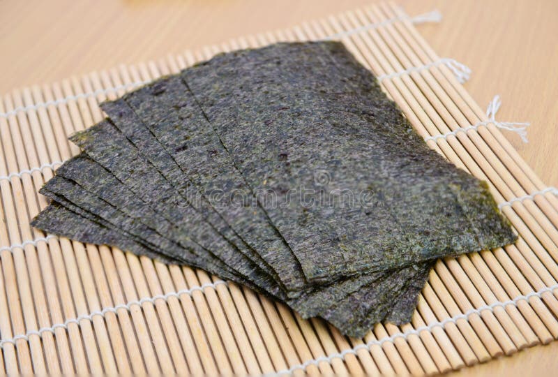 Seaweed Snack on Bamboo Mat Stock Image - Image of health, ingredient ...