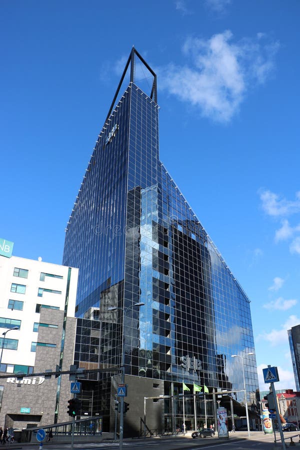 SEB Pank Building in Tallinn, Estland Redaktionelles Foto - Bild von ...