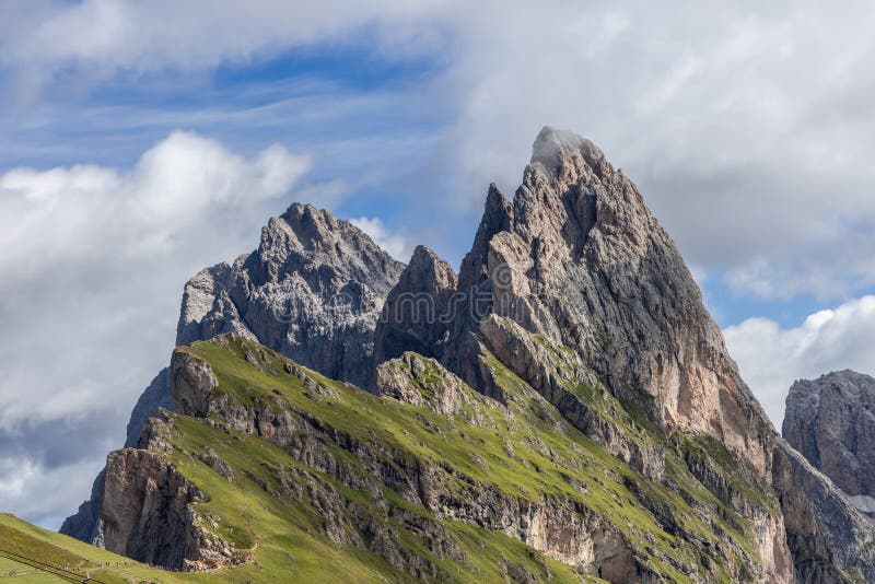 Seceda Sharp Cliffs Feature Detailed Rock Formations and Soft Grassy ...