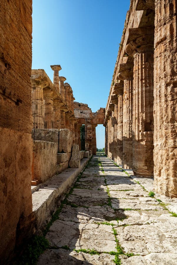 Second Temple of Hera in Paestum Stock Photo - Image of column, tourism ...