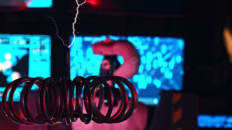 Secret Alien Research Lab - a Robot Controls the Work in Thouse Walls ...