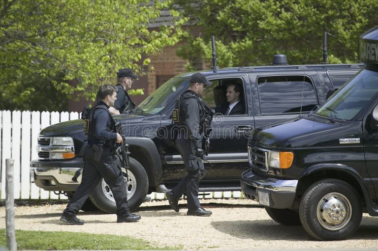 Secret Service agents editorial image. Image of service - 27066400