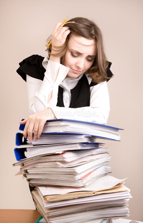 Secretaria Con Muchos Documentos Imagen de archivo - Imagen de carpeta ...