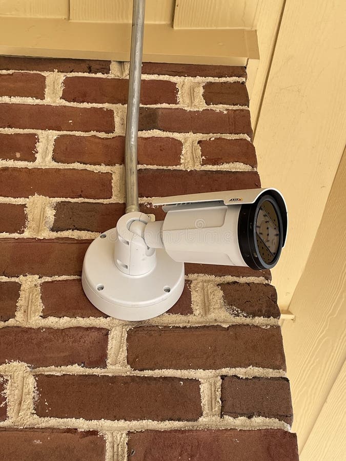 110 Security Camera Brick Wall Facade Stock Photos - Free & Royalty ...