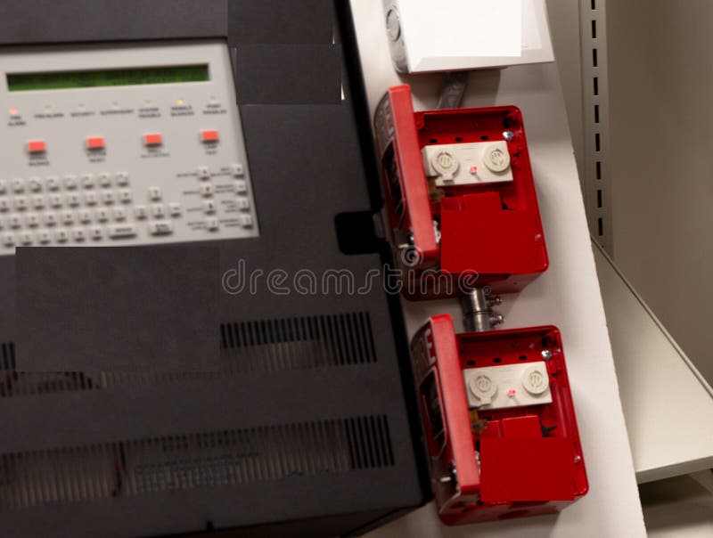 Security Guards are Learning How To Use Fire Alarm Panel and How To Do ...