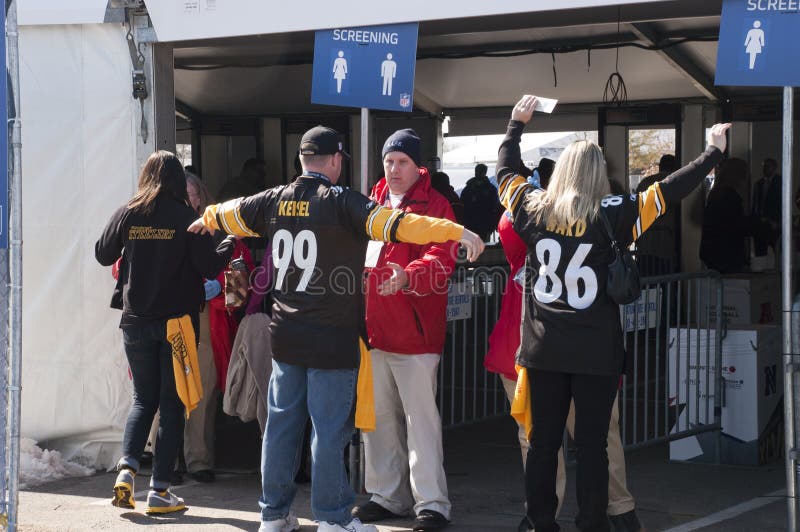 Security Screening Safety Check at Superbowl XLV Editorial Stock Image ...