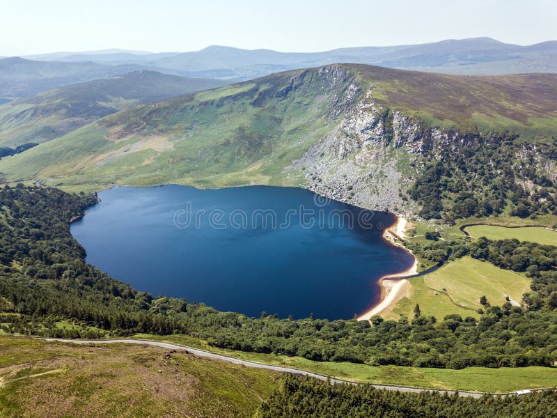 Lough tay stockbild. Bild von anziehung, irland, idyllisch - 25803651