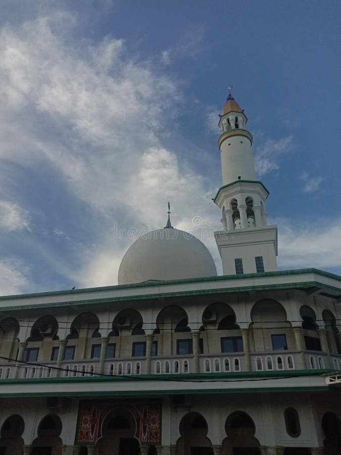 See Natural Scenery.Mosque Building and Blue Sky Clouds Stock Photo ...