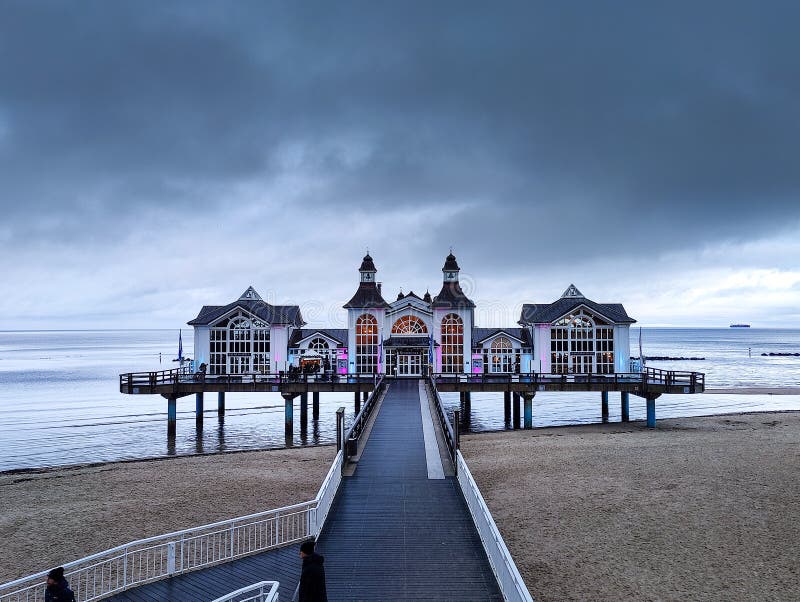 Seebruecke Sellin Building Beach Ostsee Dramatic Sky Stock Photo ...