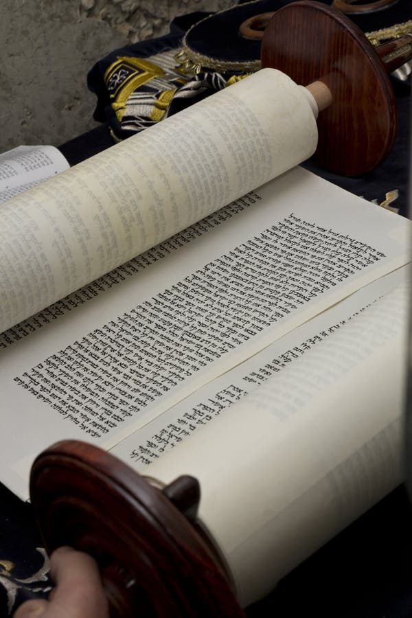 Sefer Torah (torah scroll) stock image. Image of scroll - 45102369