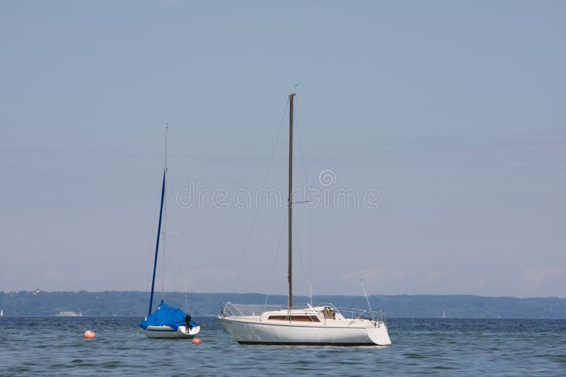 Altes Segelboot stockbild. Bild von malerisch, segelboot - 835207