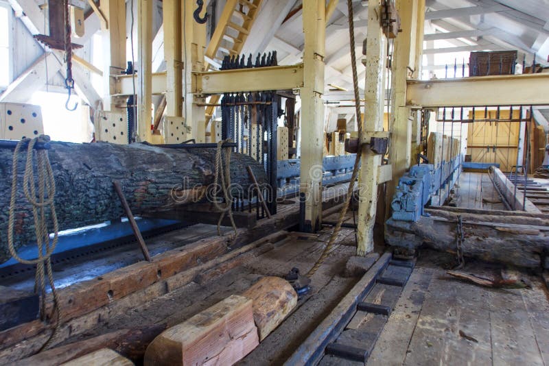 Segheria fotografia stock. Immagine di ambiente, macchina - 41381522