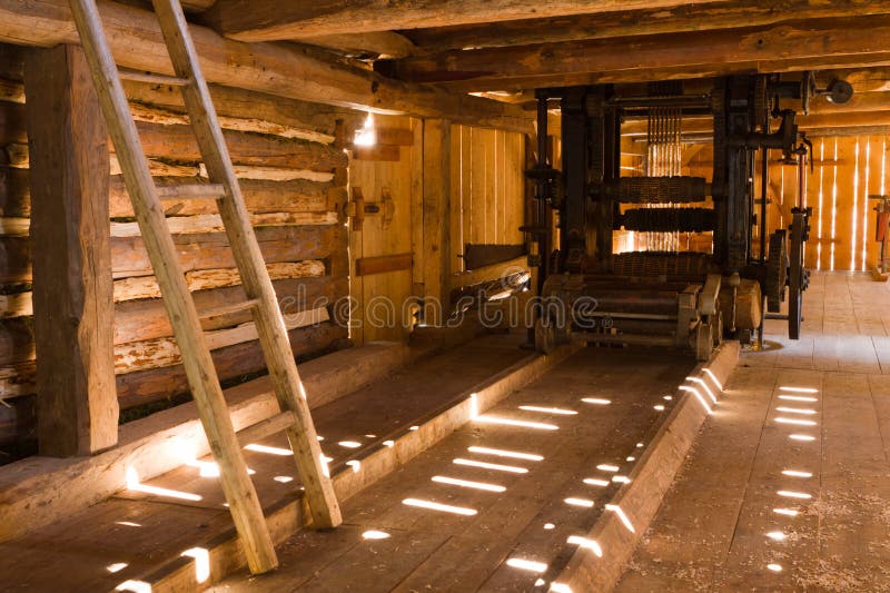 Segheria storica immagine stock. Immagine di fabbricazione - 19341929