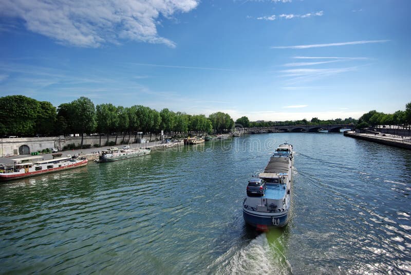 People Running Paris Marathon France Editorial Stock Photo - Image of ...