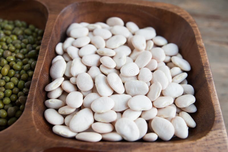 Seleccione Las Habas Blancas Macras Imagen de archivo - Imagen de ...