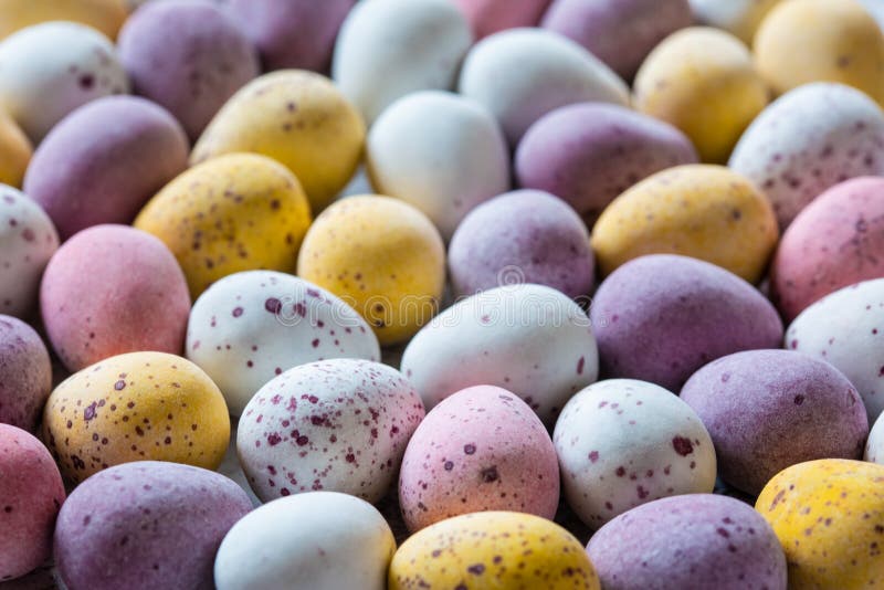 Speckled Chocolate Easter Eggs in a Basket Stock Photo - Image of background, basket: 23841308