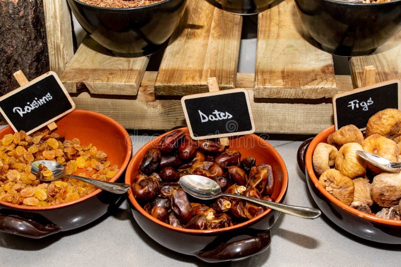 285 Breakfast Cereal Table Display Stock Photos - Free & Royalty-Free ...