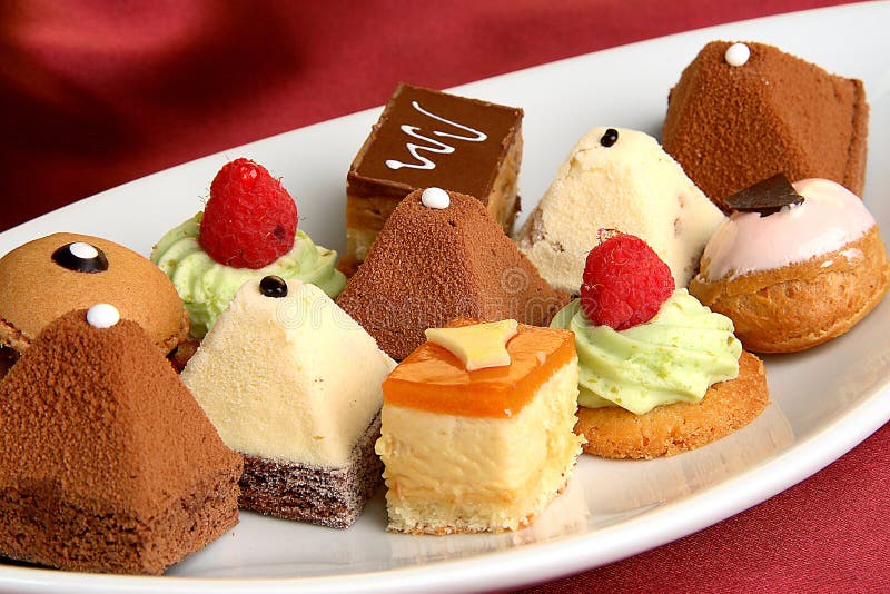 A Selection of Small Cakes. Stock Image - Image of chocolate ...