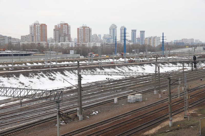 Selective Electric Train Electrification System. Ground Contact Network ...
