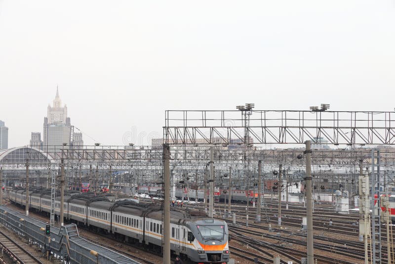 Selective Electric Train Electrification System. Ground Contact Network ...